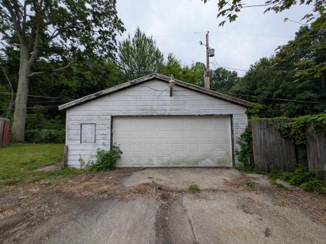 3124 Garden Cir W S