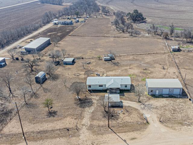 3124 Hwy 90 E