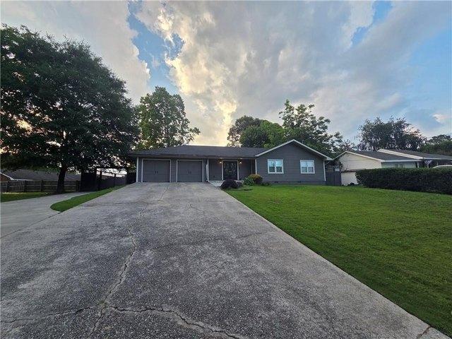 3124 Pate Rd, Snellville, GA 30078