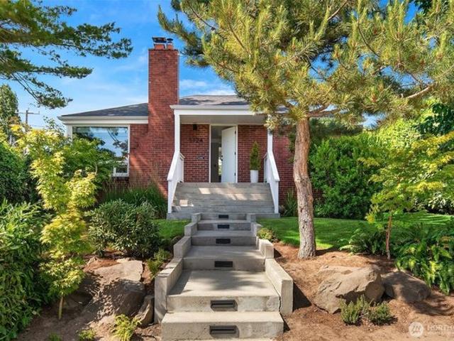 3124 W Raye St, Seattle, WA 98199
