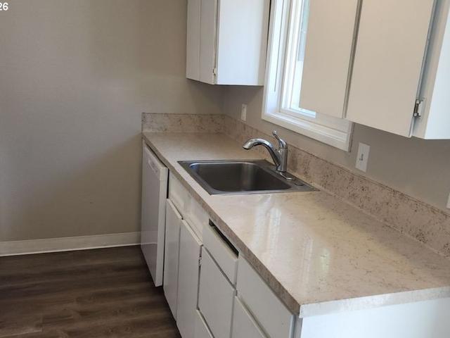 3124 19TH PL