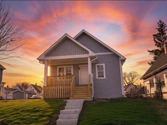 3125 N 24th Pl, Milwaukee, WI 53206