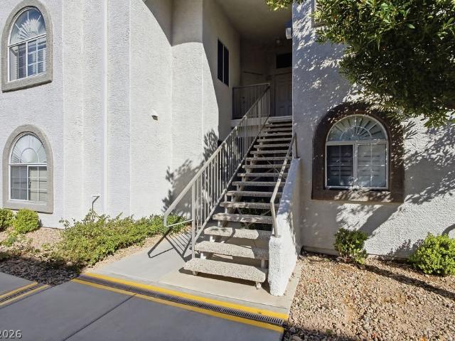 3125 N Buffalo Dr, Unit 2076, Las Vegas, NV 89128 | Compass