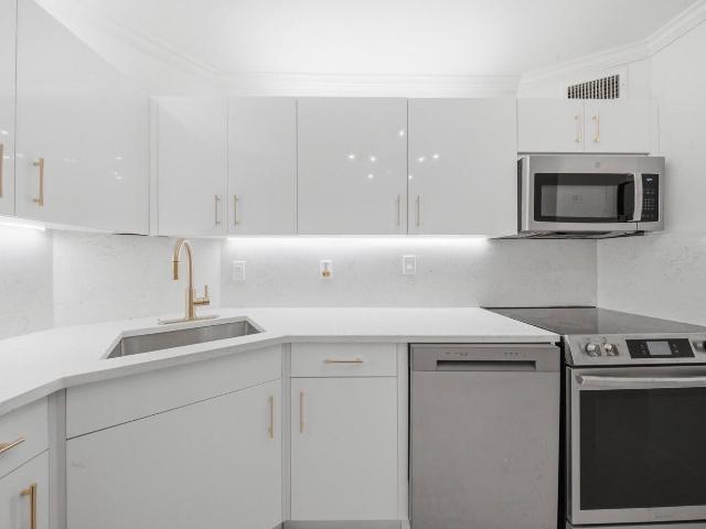 3125 Oakland Shores Dr, Unit B203, Oakland Park, FL 33309 | MLS #B26054