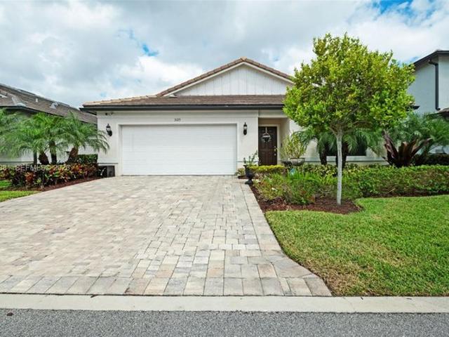 3125 Buttonwood Ct, Lauderdale Lakes, FL 33311
