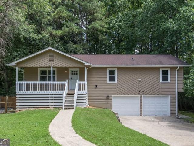 3125 Barrett Ct, Powder Springs, GA 30127