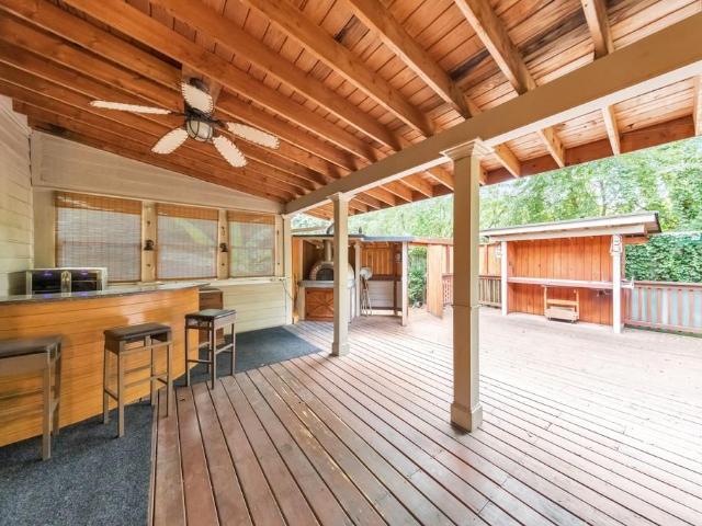 3125 Dogwood Valley Court NE