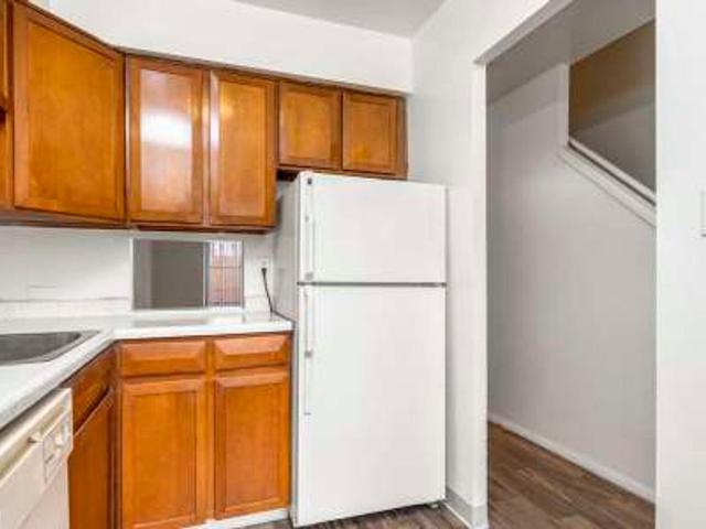 3125 E. Fountain Blvd. 3 Bedroom Apartment for Rent at 3125 E Fountain Blvd, Colorado Springs, CO 80910 Spring Creek