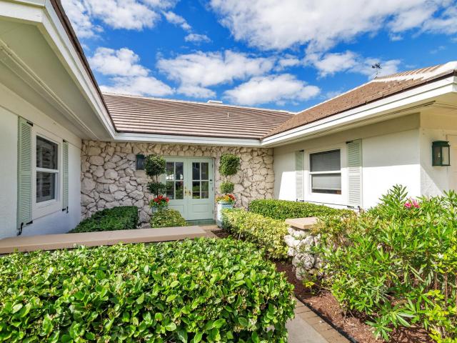 3125 Embassy Drive, West Palm Beach, United States, FL