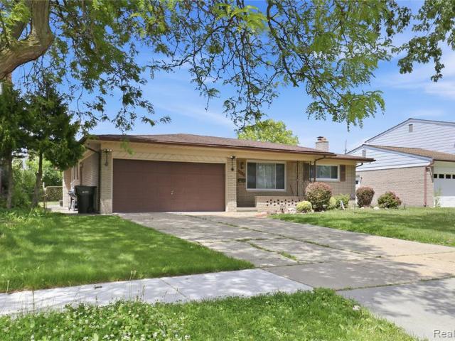 3125 Hedge Drive