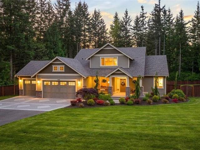 3125 rd St NW, Stanwood, WA 98292