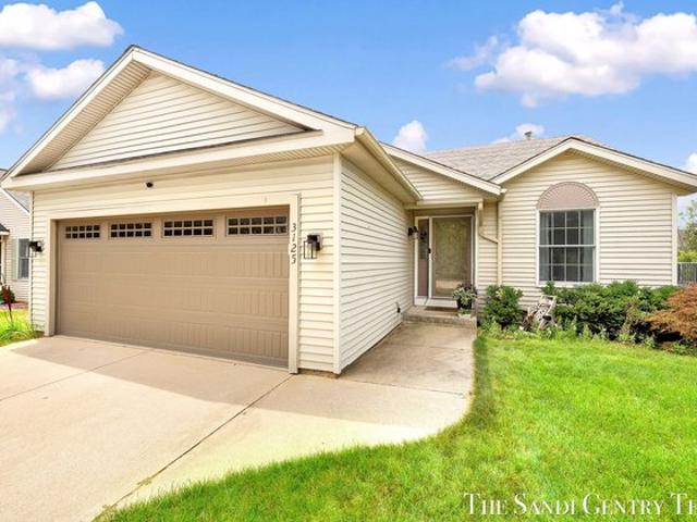 3125 Riley Ridge Rd, Holland, MI 49424
