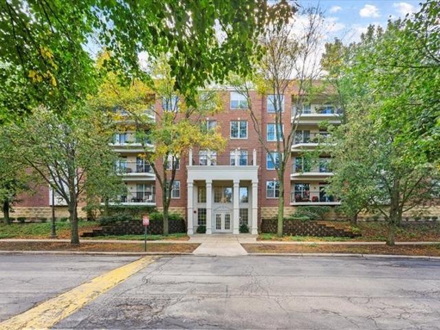3125 Town Square Dr Unit 201, Rolling Meadows, IL 60008