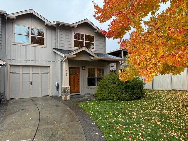 3126 Alameda St Unit 202, Medford, OR 97504