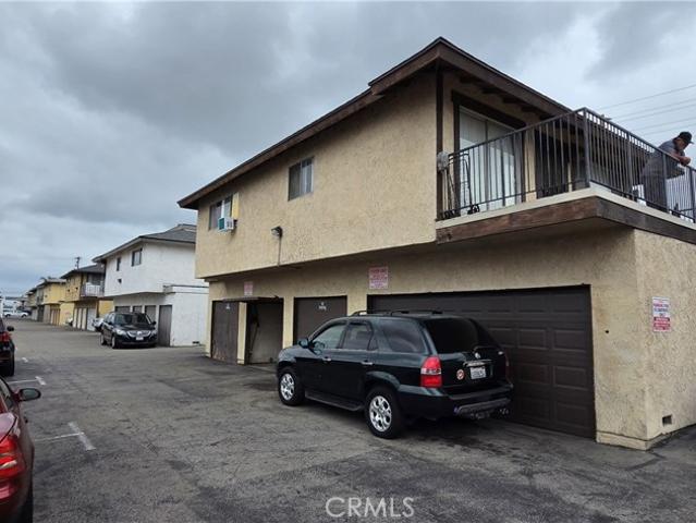 3126 E Orangethorpe