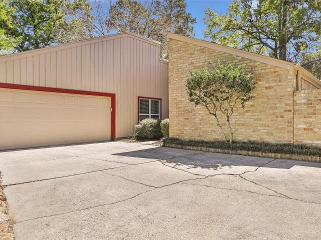 3126 Holly Green Drive