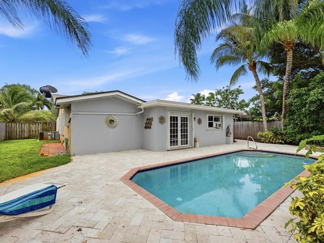 3127 NW 67th Ct, Fort Lauderdale, FL 33309