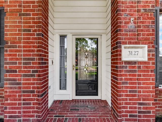 3127 Edgewood Drive