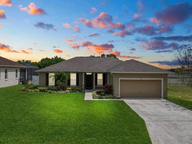 3127 Panther Dr, Lakeland, FL 33812