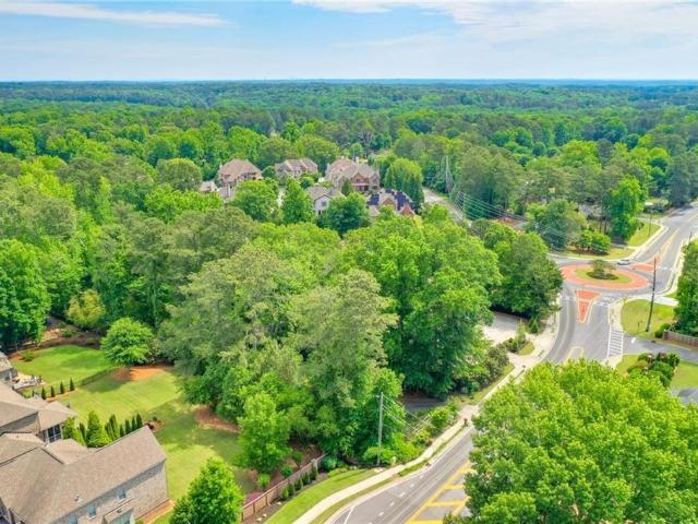 3127 Post Oak Tritt Rd, Marietta, GA 30062 | MLS #7802