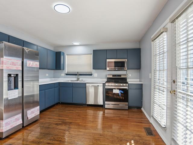 3127 W Fulton St, Chicago, IL 60612 | Compass