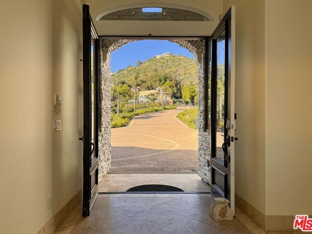 31280 Bailard Rd. malibu, us, ca