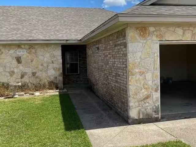 3128 Buckskin Ln
