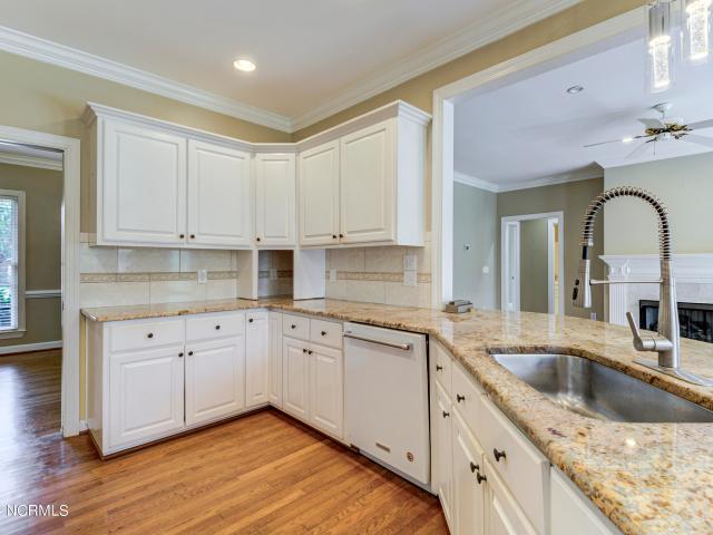 3128 Braemar Lane