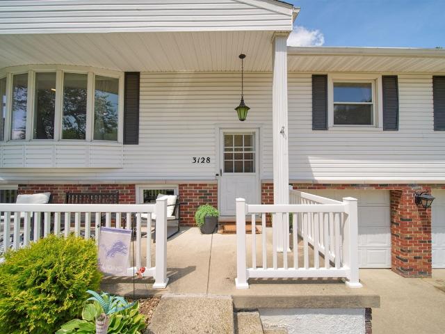 3128 Fawn Lane