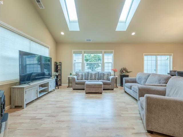3128 lake crest dr