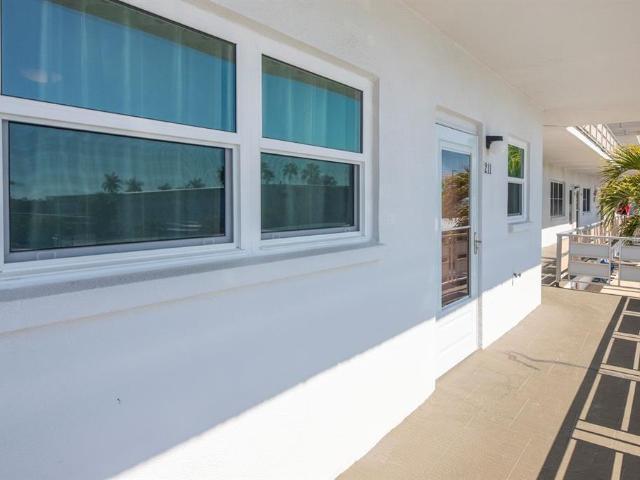 3128 59th St S, Unit 211, Gulfport, FL 33707 | MLS #TB8480