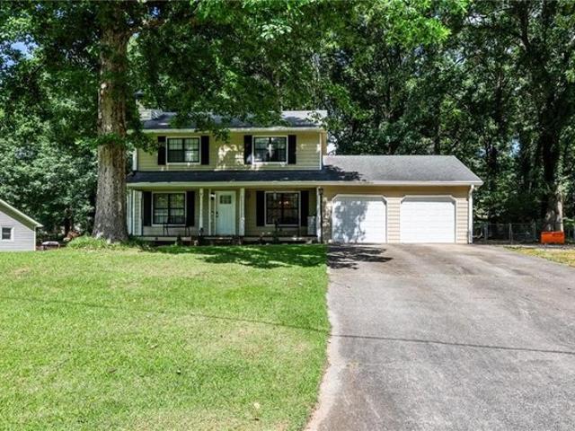 3129 N Woods Trl, Douglasville, GA 30135