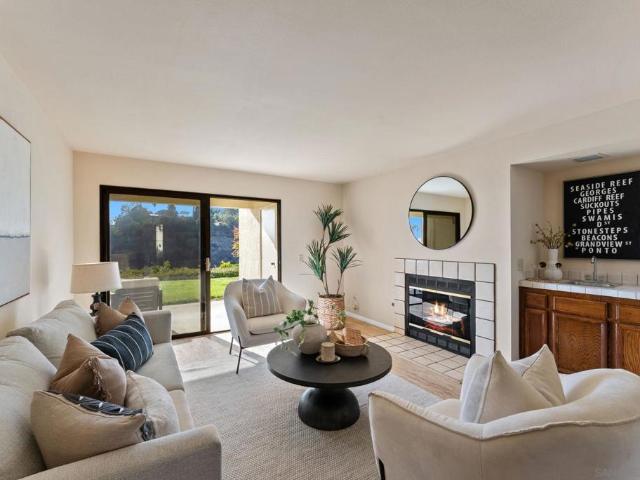 3129 Camino Del Arco