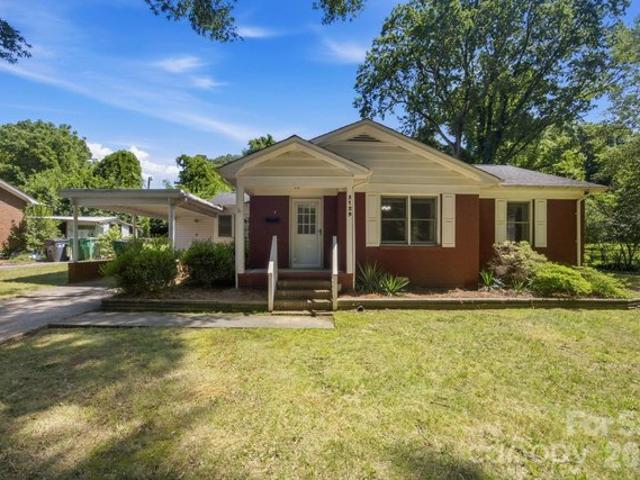 3129 Iredell Dr, Charlotte, NC 28269
