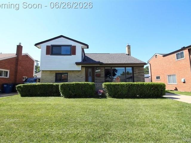 31203 Cooley Blvd, Westland, MI 48185