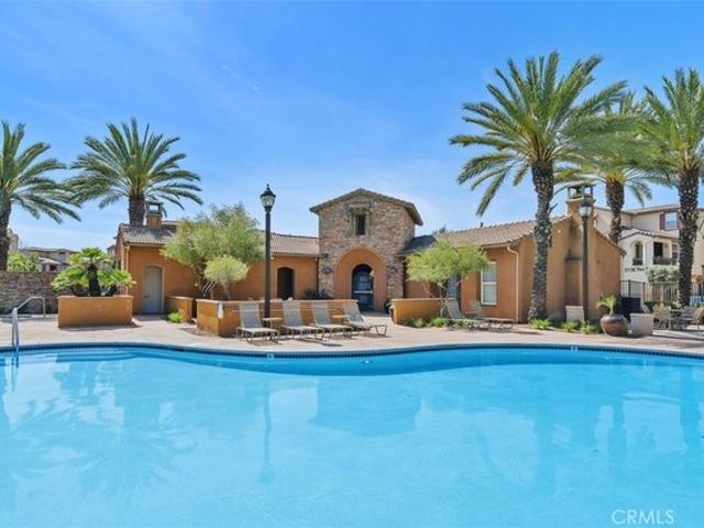 31205 Strawberry Tree Ln, Temecula, CA 92592