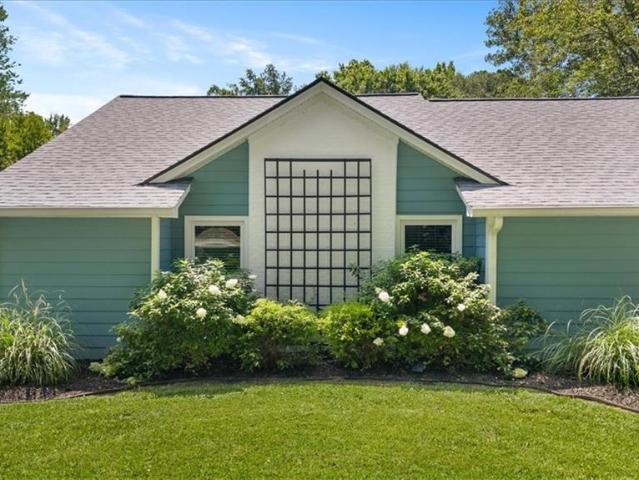 3120 Maple Lane