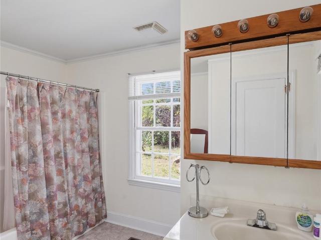 3120 Baucom Rd, Charlotte, NC 28269 | MLS #4367