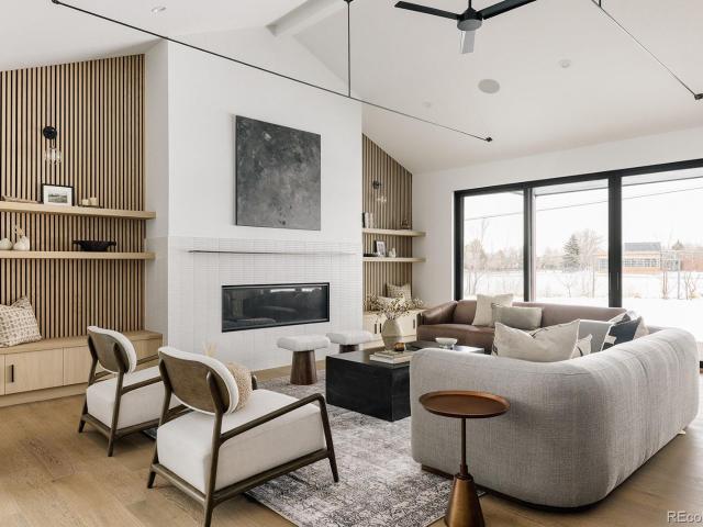 3120 Braun Court