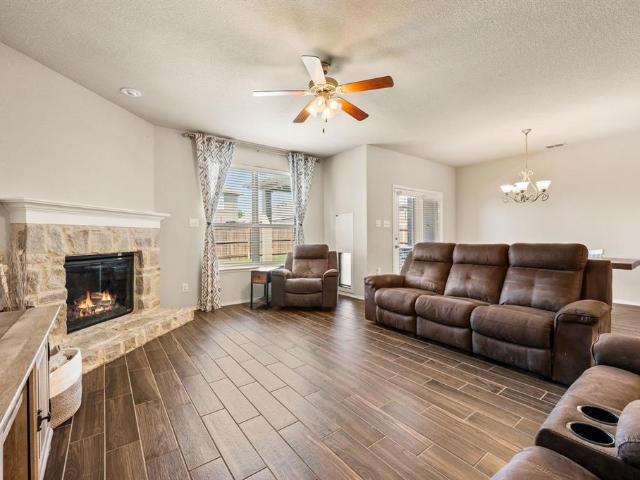 3120 Coyote Canyon Trail