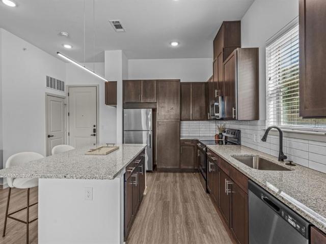 3120 E Park Row Dr, Unit 4111, Arlington, TX 76010 | MLS #21227 | Compass