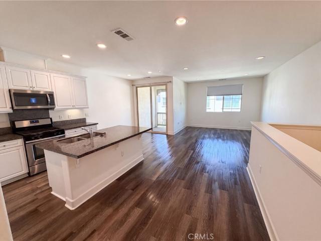 3120 E Yountville