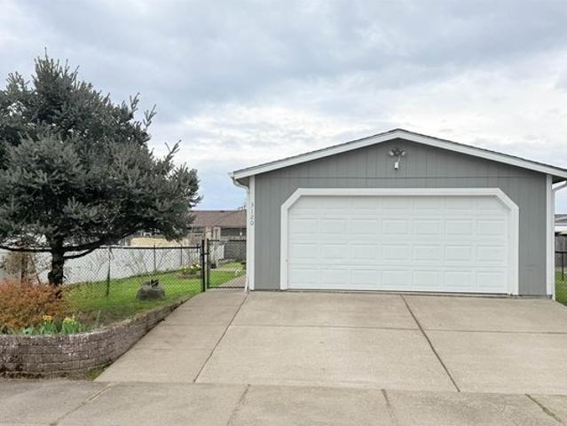 3120 Galena Loop, Lebanon, OR 97355