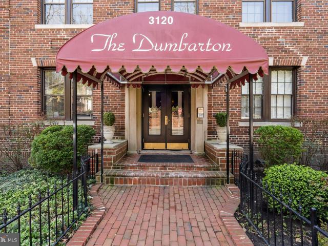3120 R St NW, Unit 207, Washington, DC 20007 | MLS #DCDC2253 | Compass