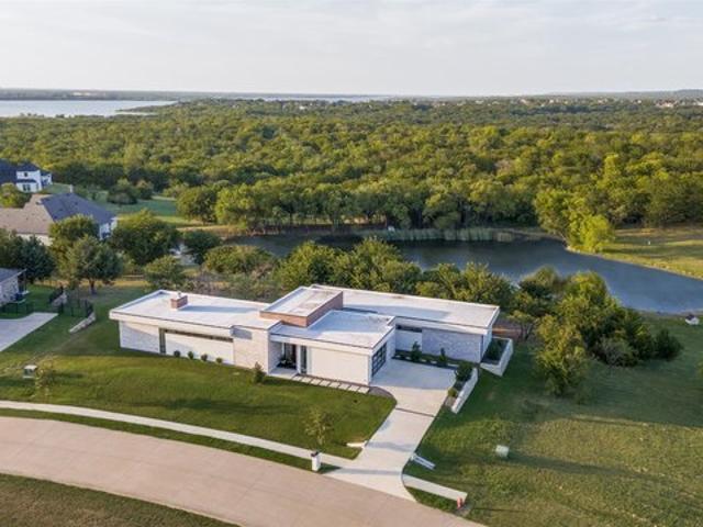 3120 Sanctuary Dr, Grand Prairie, TX 75104