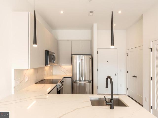 3120 W Jefferson Street # 306