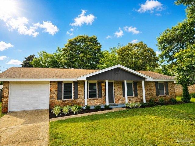 3120 Whistler Dr, Pensacola, FL 32503
