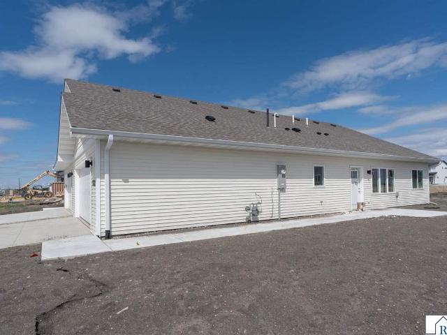 3120 & 3122 Noble Drive