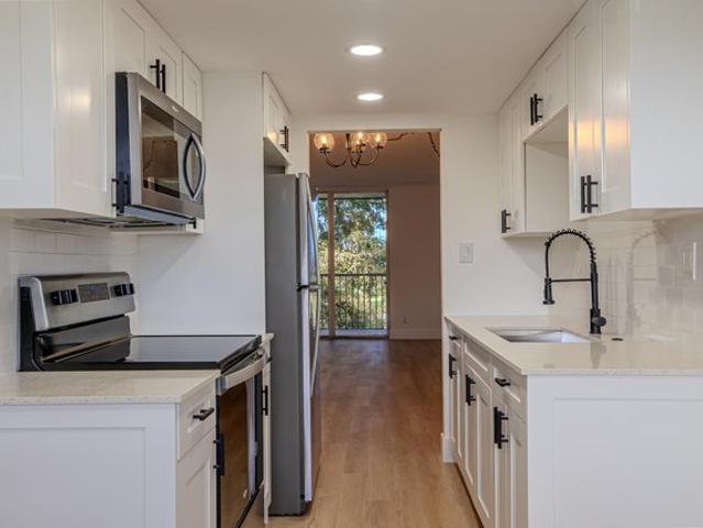 3121 NW 47th Ter Apt 315, Lauderdale Lakes, FL 33319