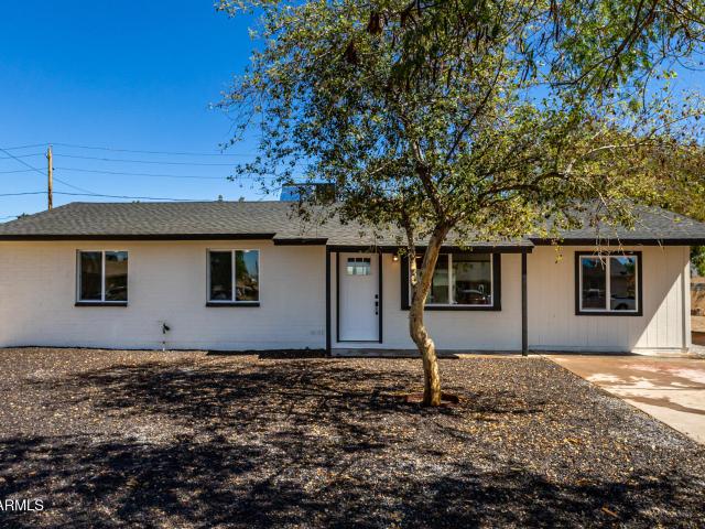 3121 N 35th Dr, Phoenix, AZ 85019 | MLS #7003 | Compass